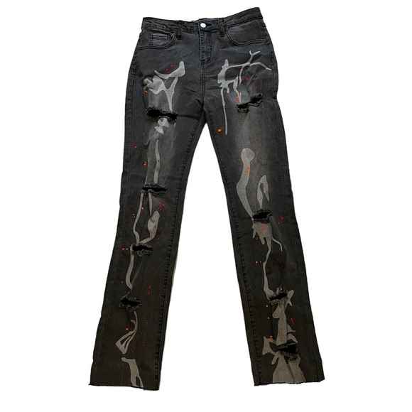 SHEIN | Jeans | Nwt Shein Graphic And Pain Splashed Ripped Hi Rise ...